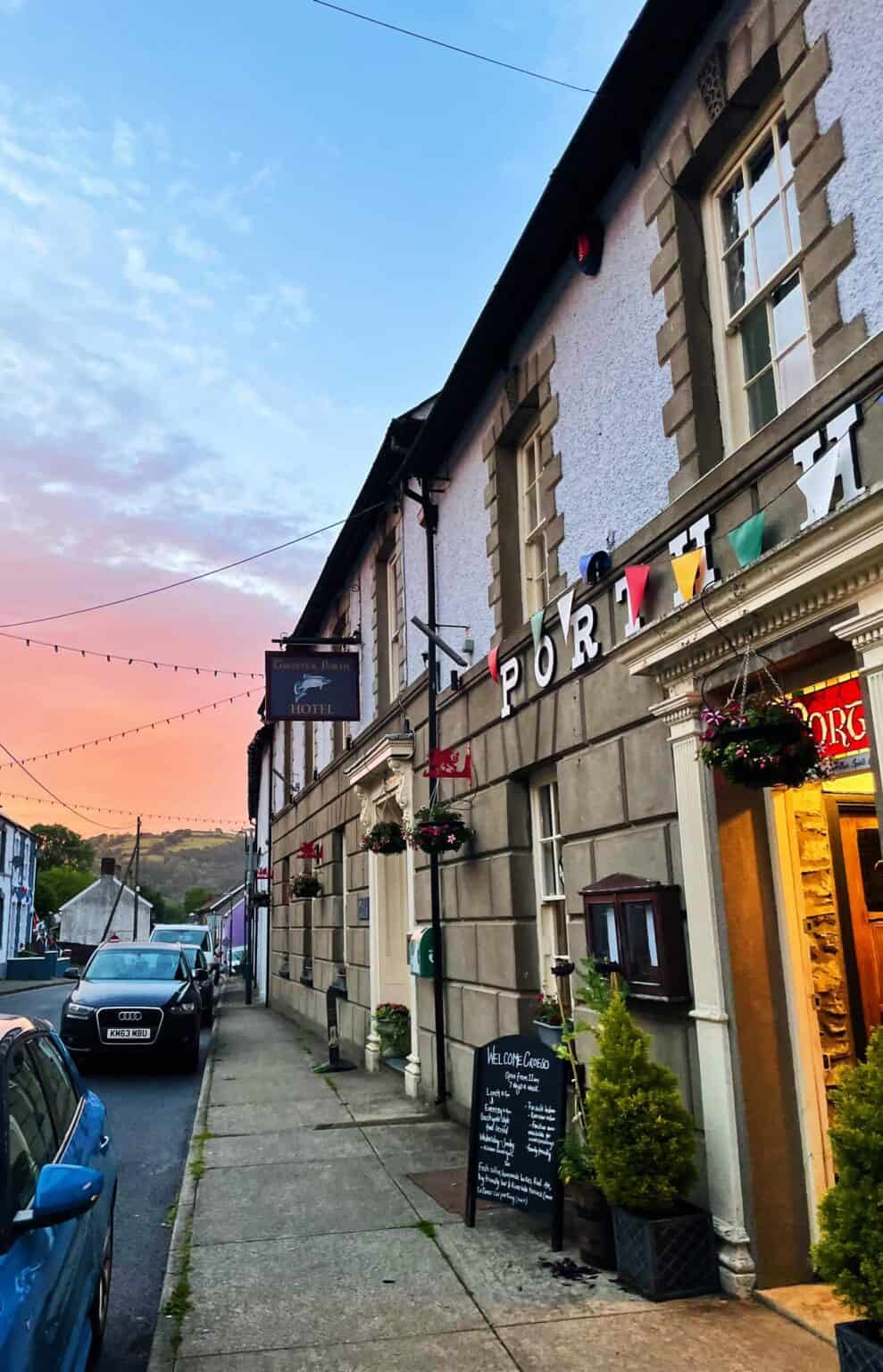 GWESTYR PORTH HOTEL | Llandysul, Ceredigion. Hotel, bar and restaurant ...